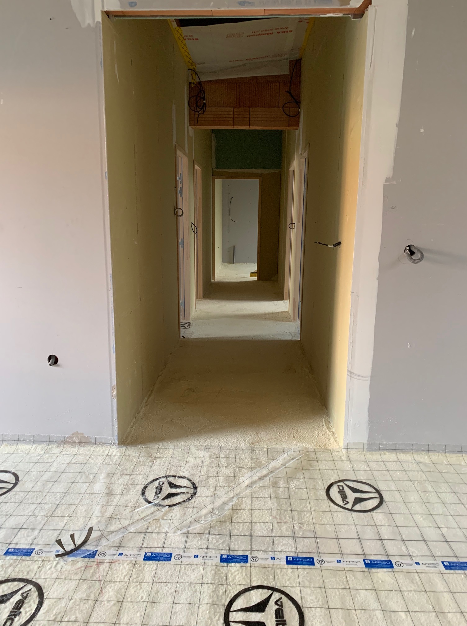 La mousse polyuréthane projeté, le tertiaire lui va si bien ! - AEVELIA ...